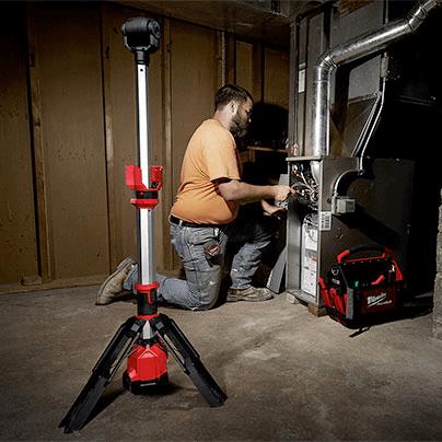 M12 ROCKET Dual Power Tower Light | Milwaukee Tool