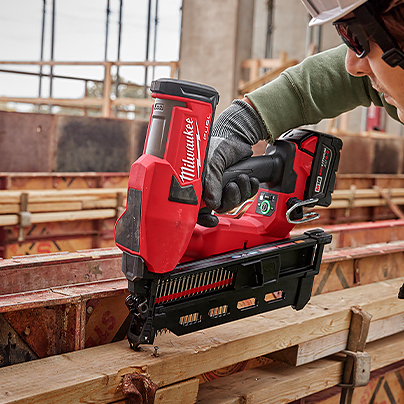 M18 FUEL™ Duplex Nailer Kit | Milwaukee Tool